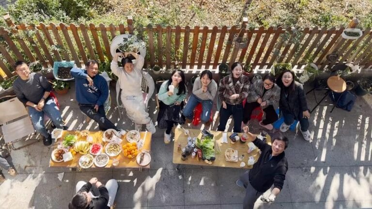 Deli Winter Team Building: Unleashing Camaraderie through Courtyard BBQs